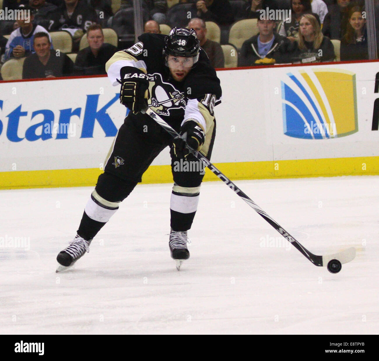 James neal hi-res stock photography and images - Alamy