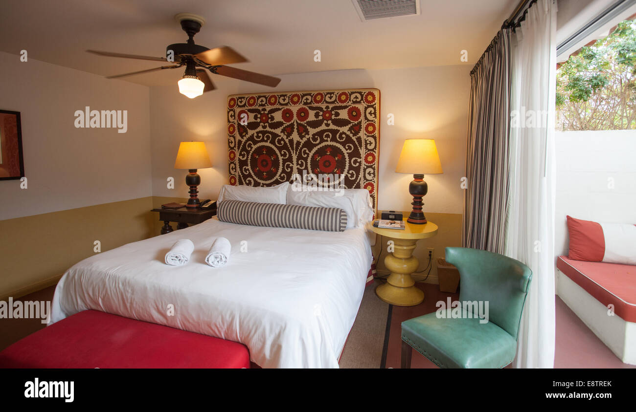 Colony room hi-res stock photography and images - Alamy