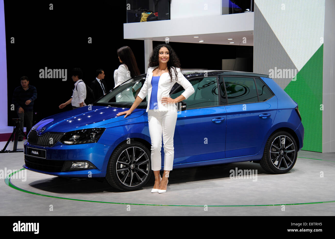 Car show hostess hi-res stock photography and images - Alamy