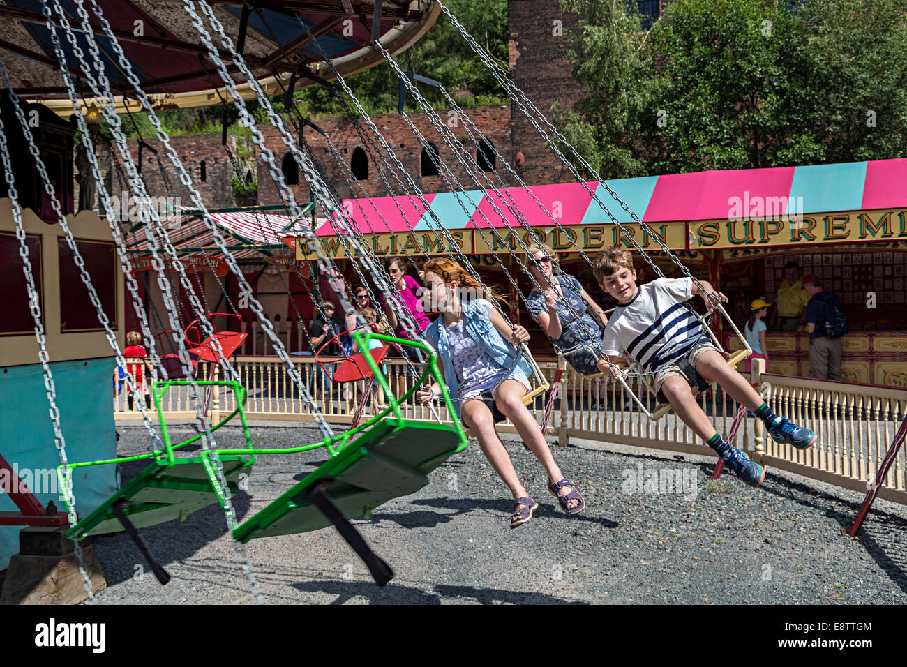 Fairground rides uk hi-res stock photography and images - Alamy