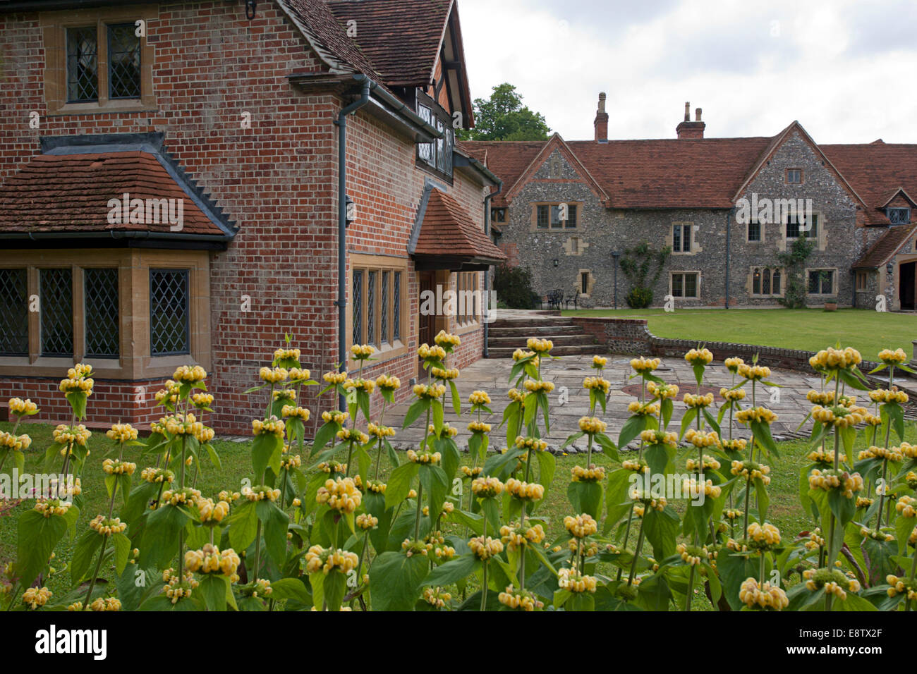 11th century priory hi-res stock photography and images - Alamy
