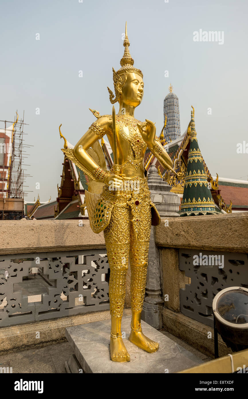 Phra Kaew, Temple of the Emerald Buddha and Grand palace( home of the ...