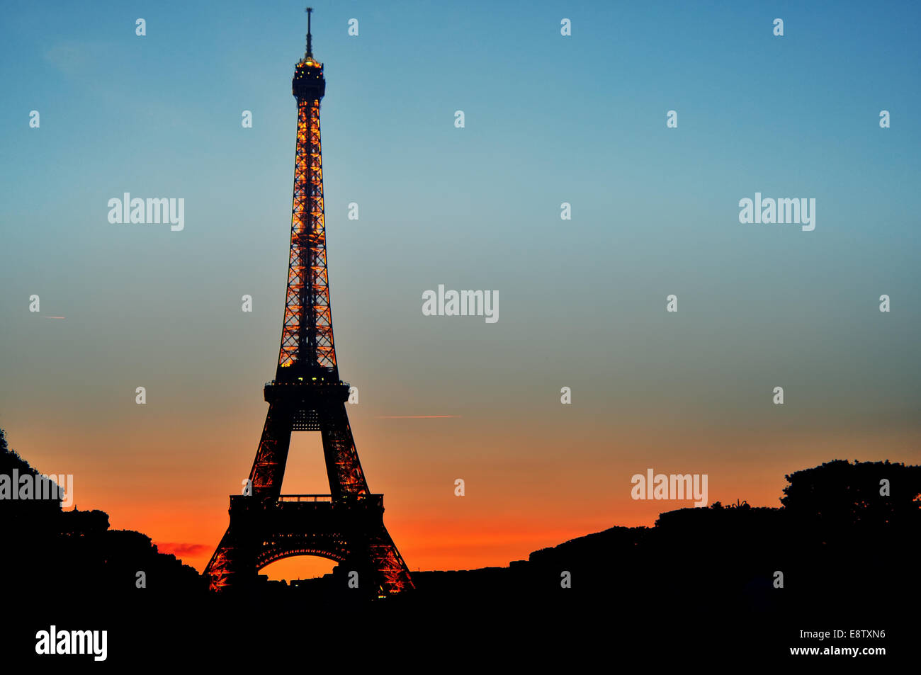 Tower bridge clipart hi-res stock photography and images - Alamy