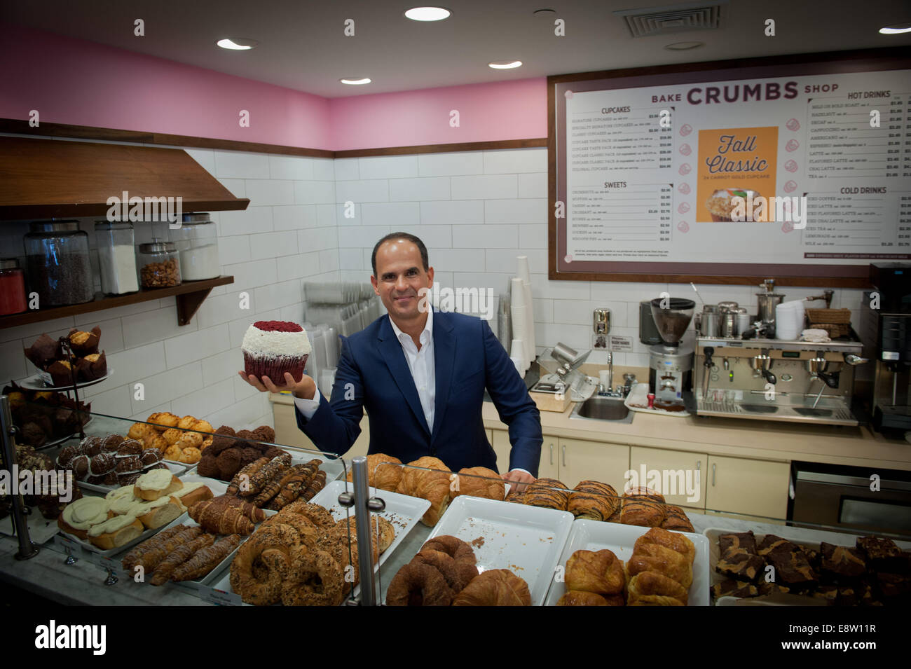 The profit marcus lemonis hi-res stock photography and images - Alamy