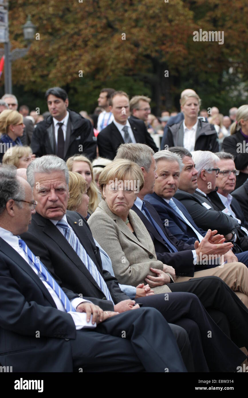 Chancellor Angela Merkel at protest 'Stand up! Never again antisemitism ...