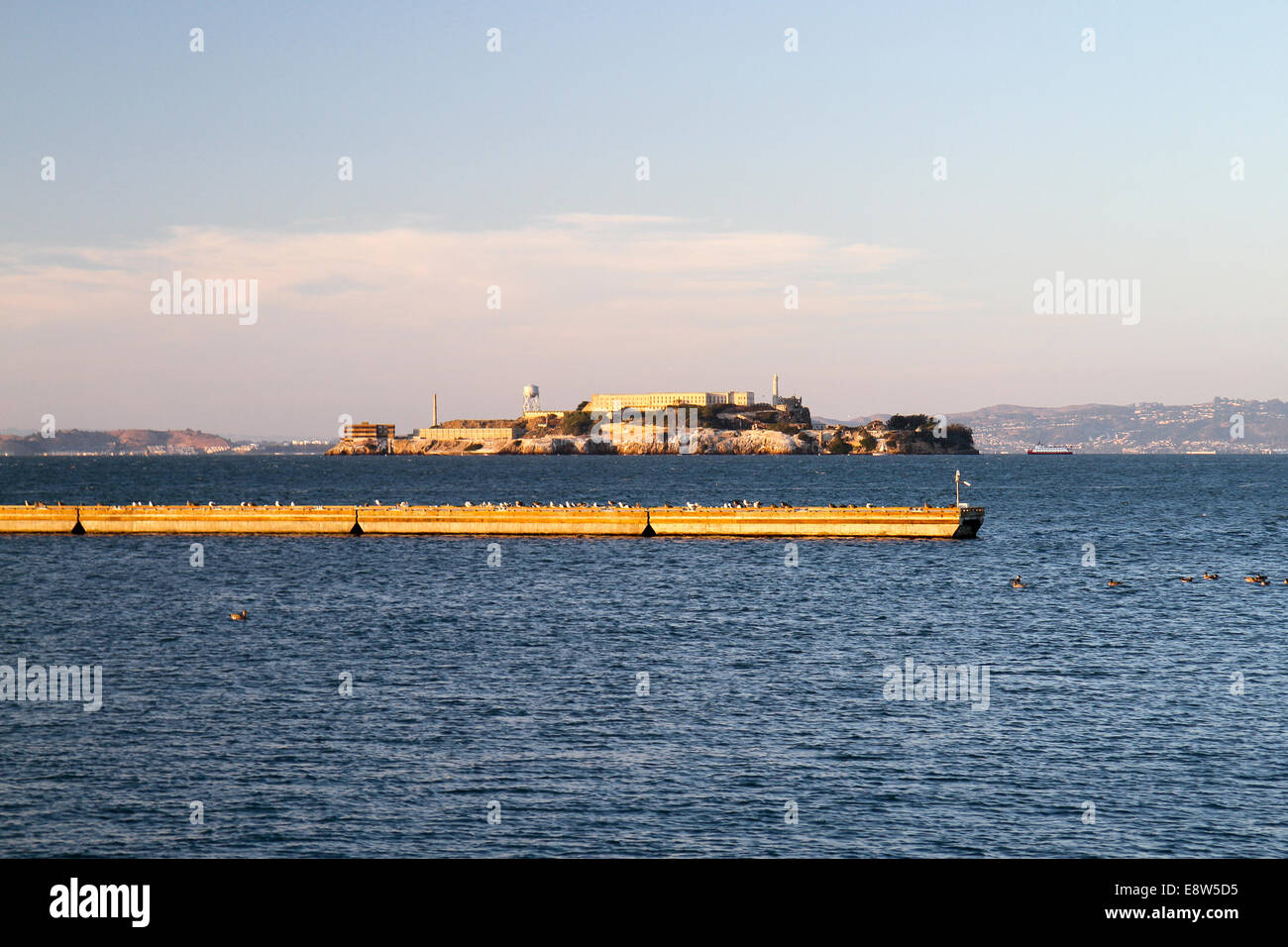 Alcatraz from the water hi-res stock photography and images - Alamy