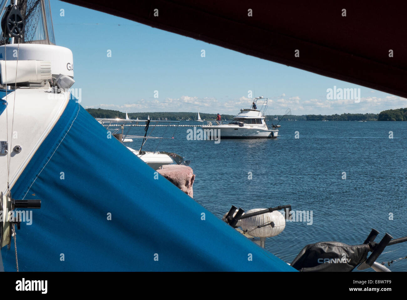 Pleasure bay hi-res stock photography and images - Alamy