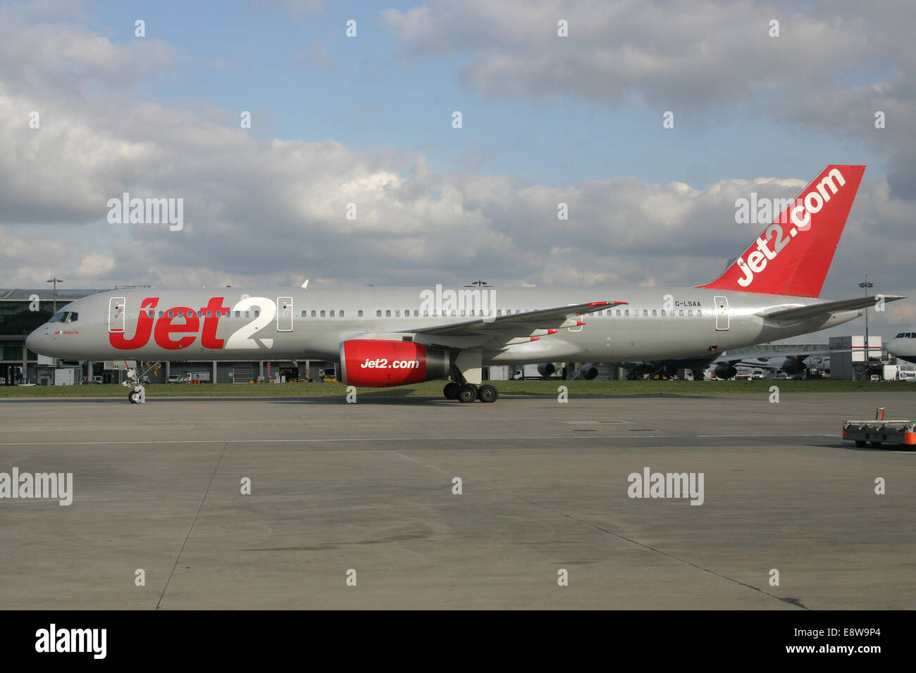 JET 2 757 Stock Photo - Alamy