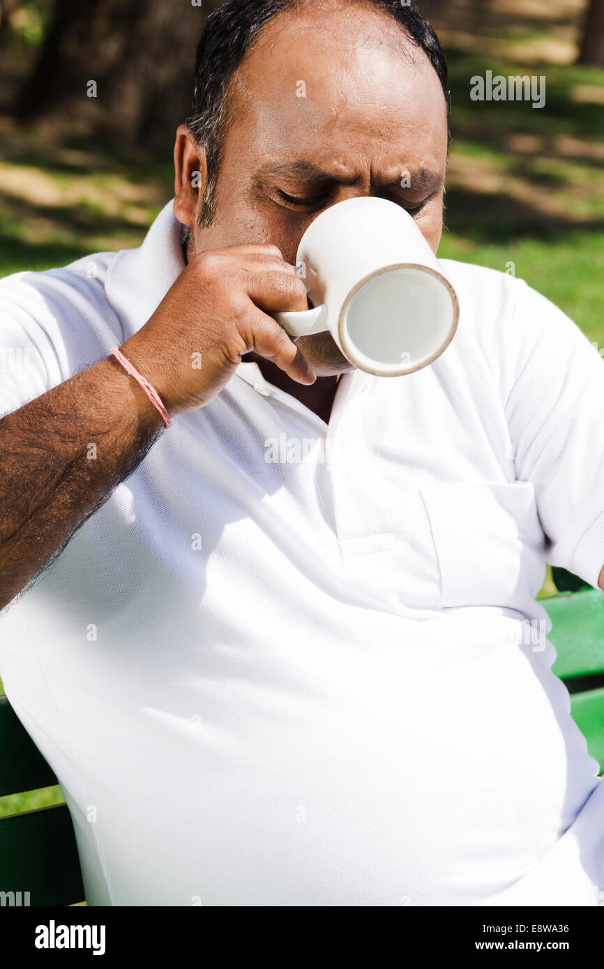 Indian tea garden hi-res stock photography and images - Alamy