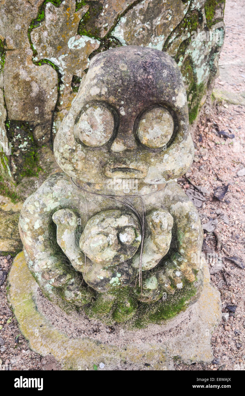 Sculptures in Osun Sacred Grove, UNESCO site in Oshogbo, Nigeria ...
