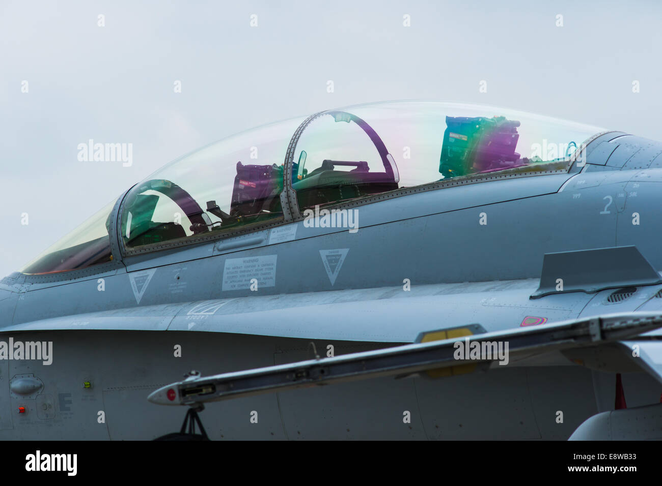 F18 aircraft fighter canopy hi-res stock photography and images - Alamy