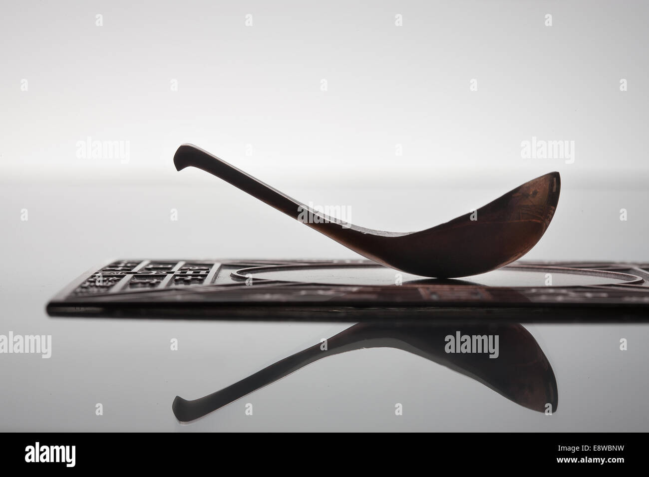 Ancient china compass rose hi-res stock photography and images - Alamy