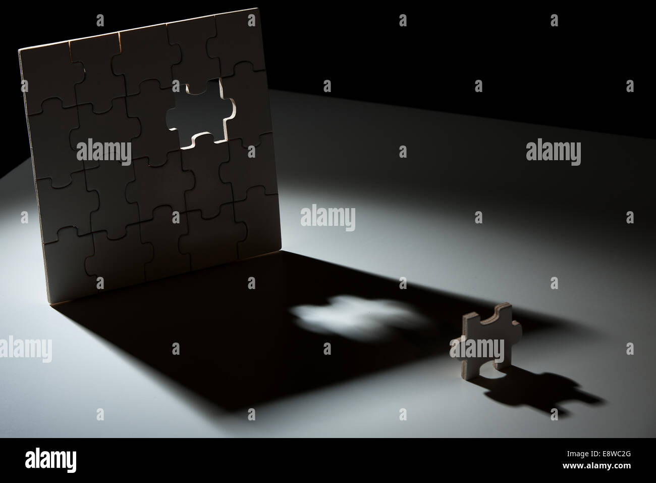Jigsaw effect hi-res stock photography and images - Alamy