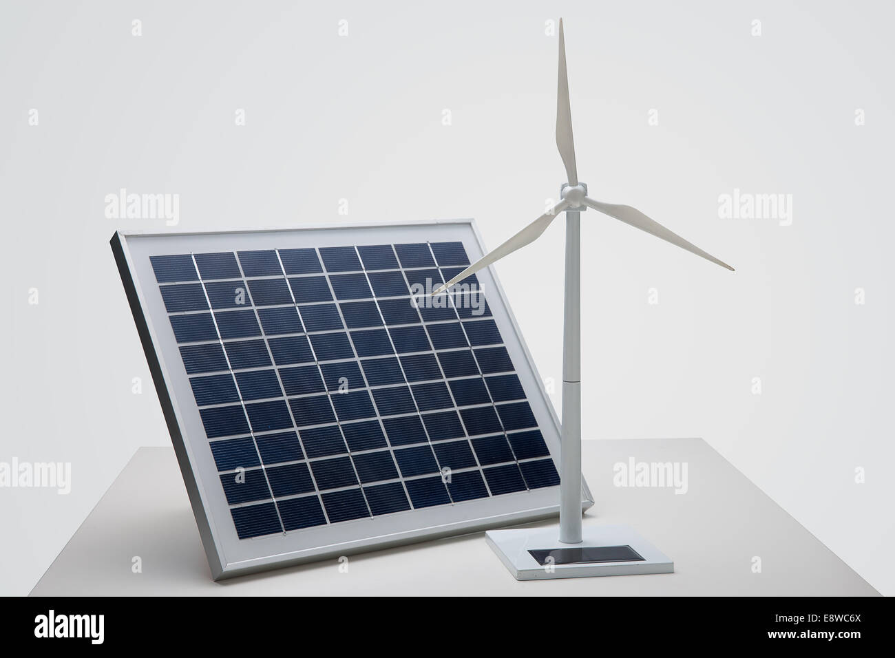 Wind turbine spinning solar panels hi-res stock photography and images ...