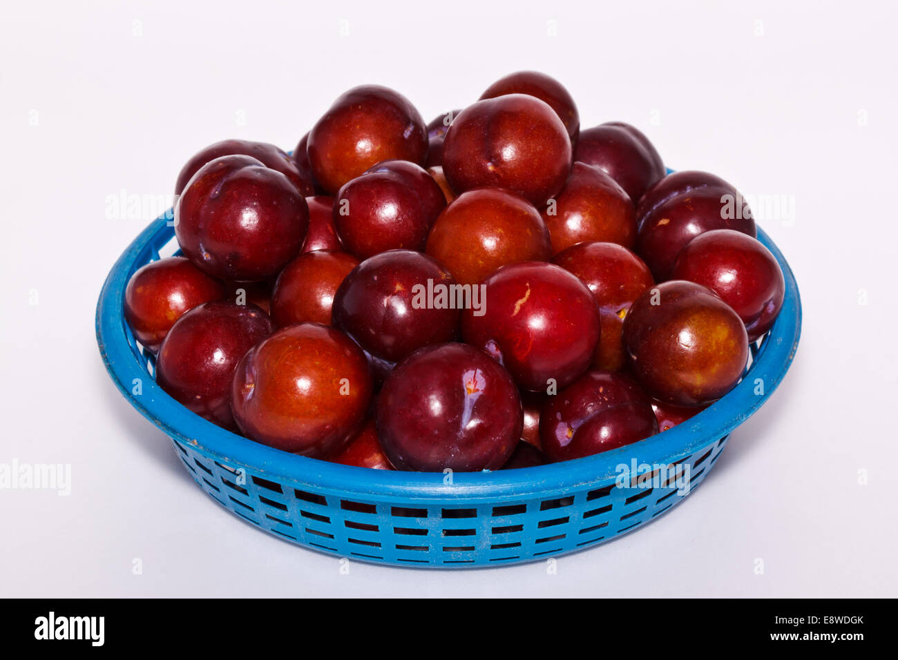 Dessert in basket hi-res stock photography and images - Alamy