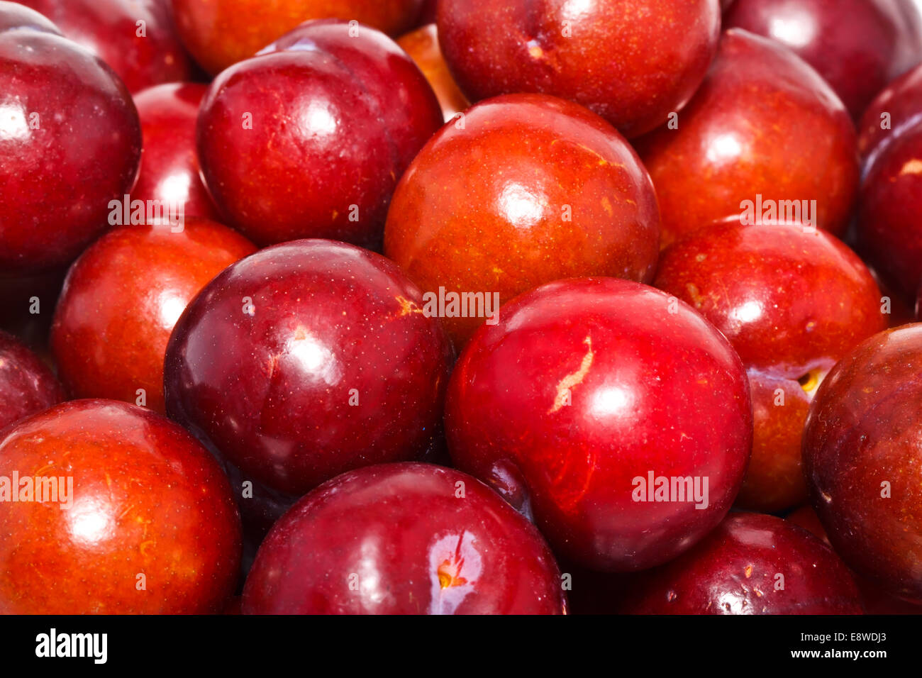 Red fruit hi-res stock photography and images - Alamy
