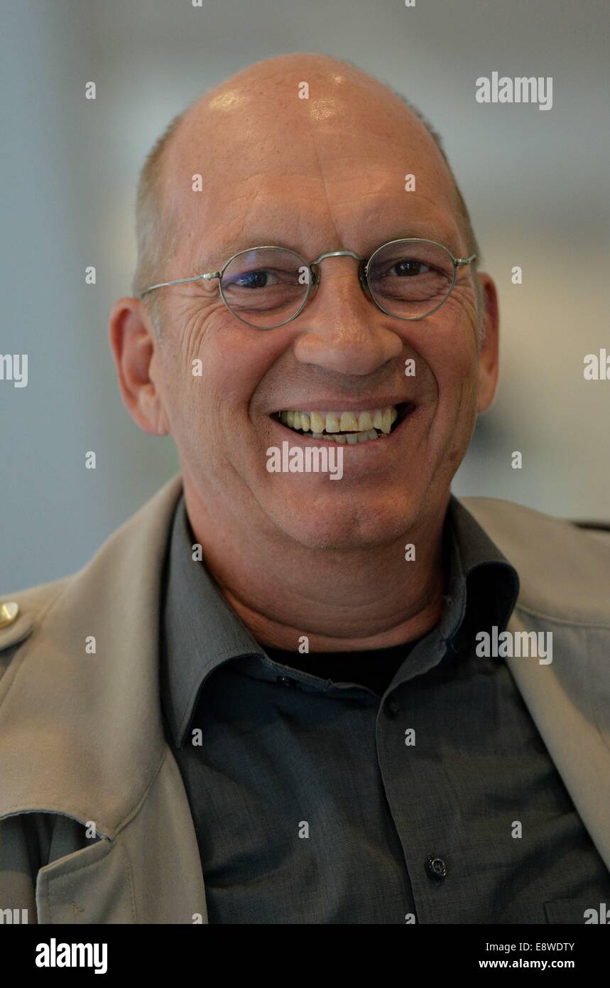 Neffe hi-res stock photography and images - Alamy