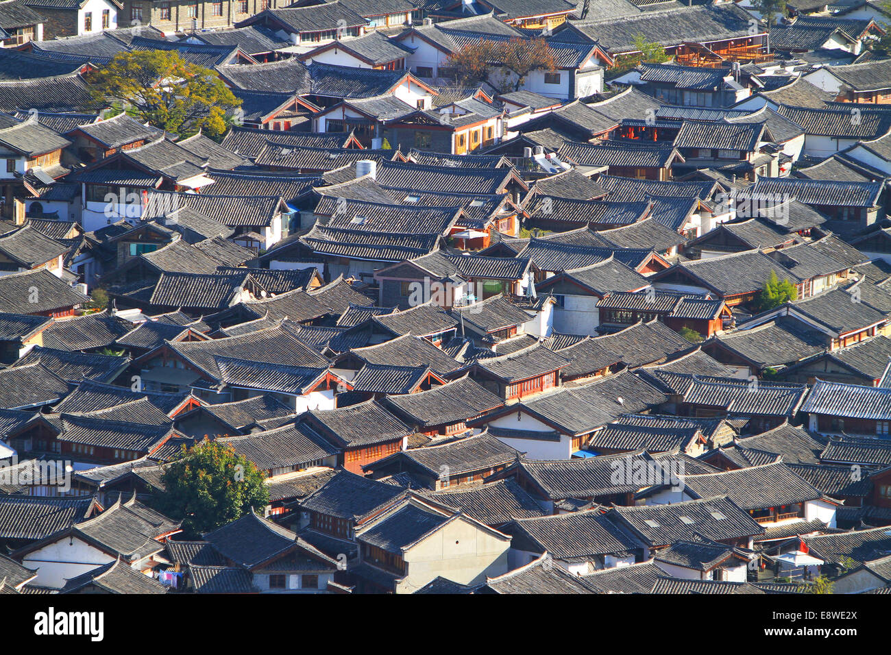 Naxi village hi-res stock photography and images - Alamy