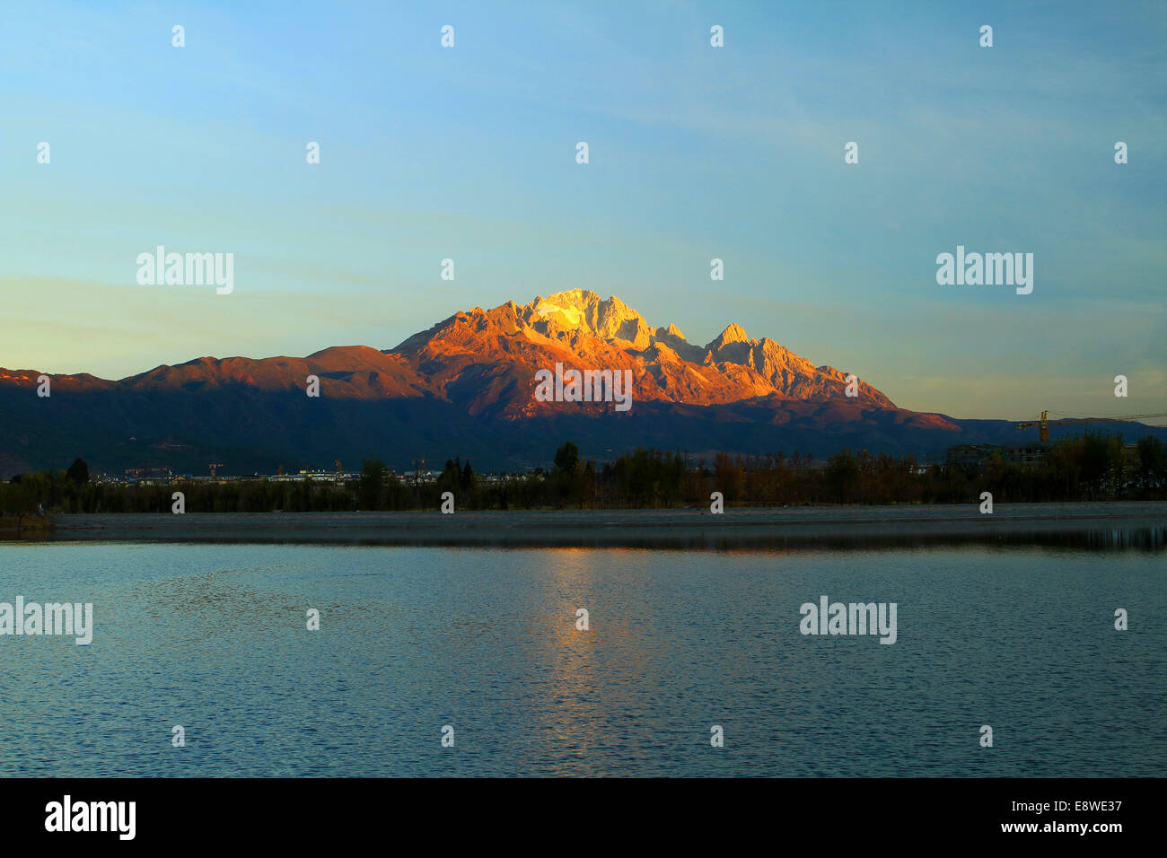 Lijiang scenery stream reservoir Stock Photo - Alamy