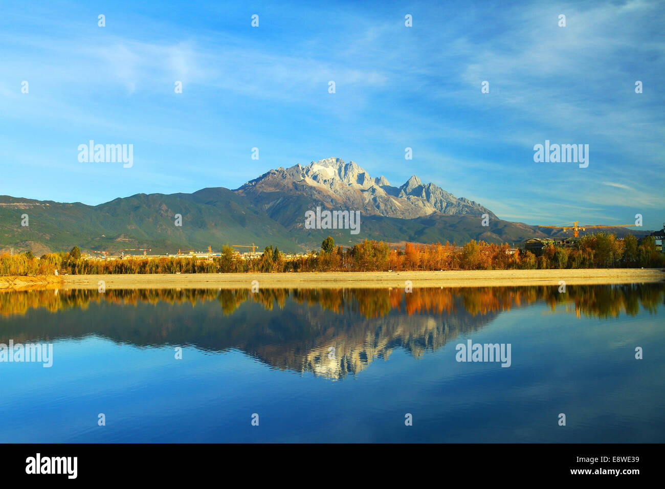 Lijiang scenery stream reservoir Stock Photo - Alamy