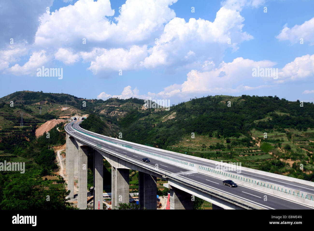 Western highway hi-res stock photography and images - Alamy