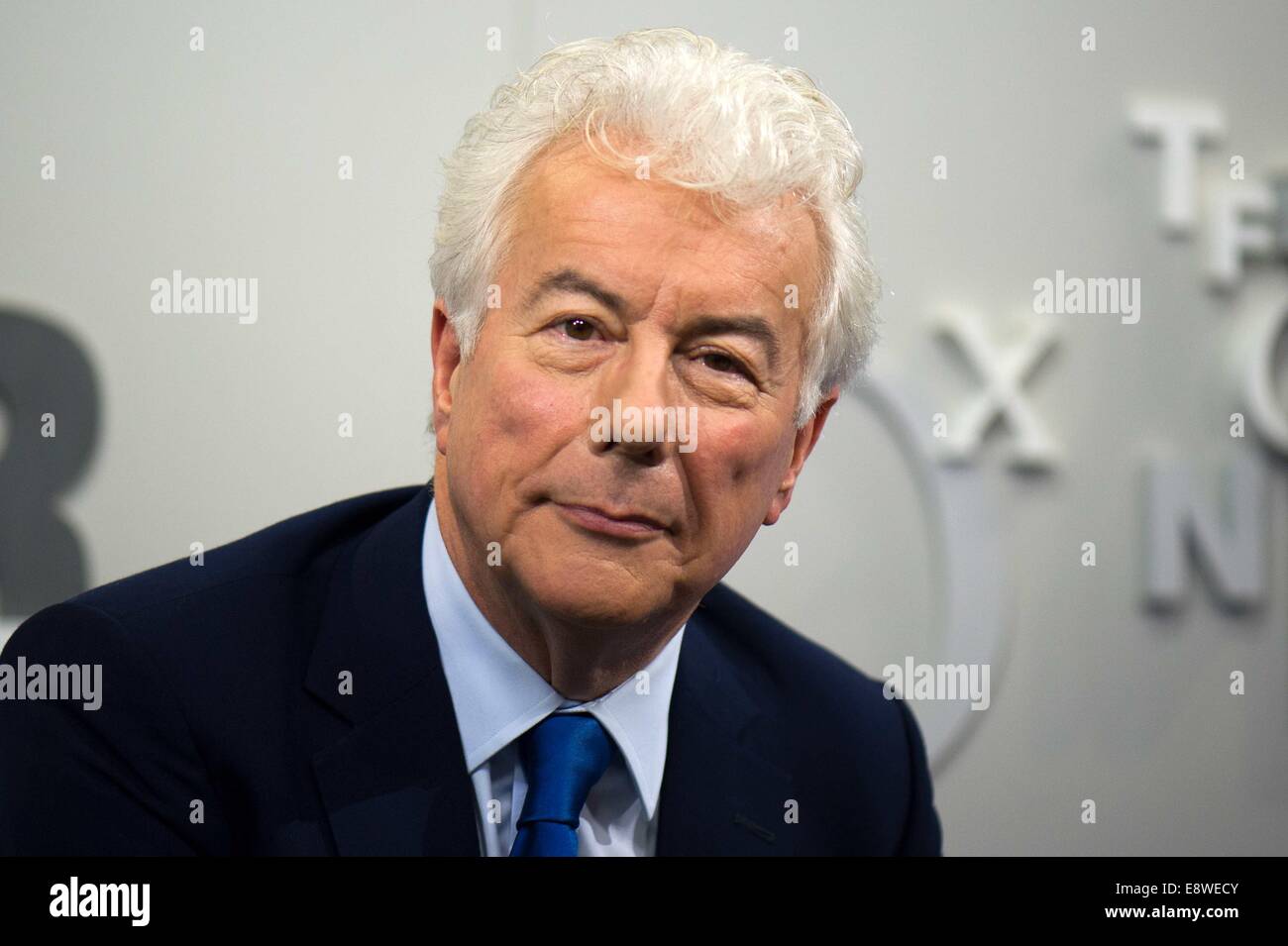 Ken follett portrait hi-res stock photography and images - Alamy