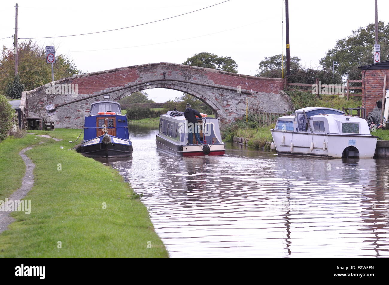 Bridge 109 on the Shropshire Union Canal near Beeston castle between ...