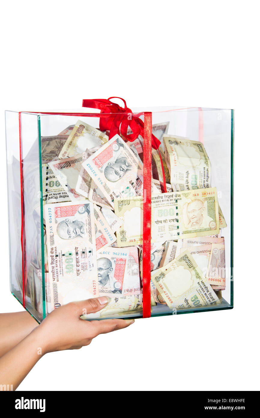 Rupees on hands hi-res stock photography and images - Alamy