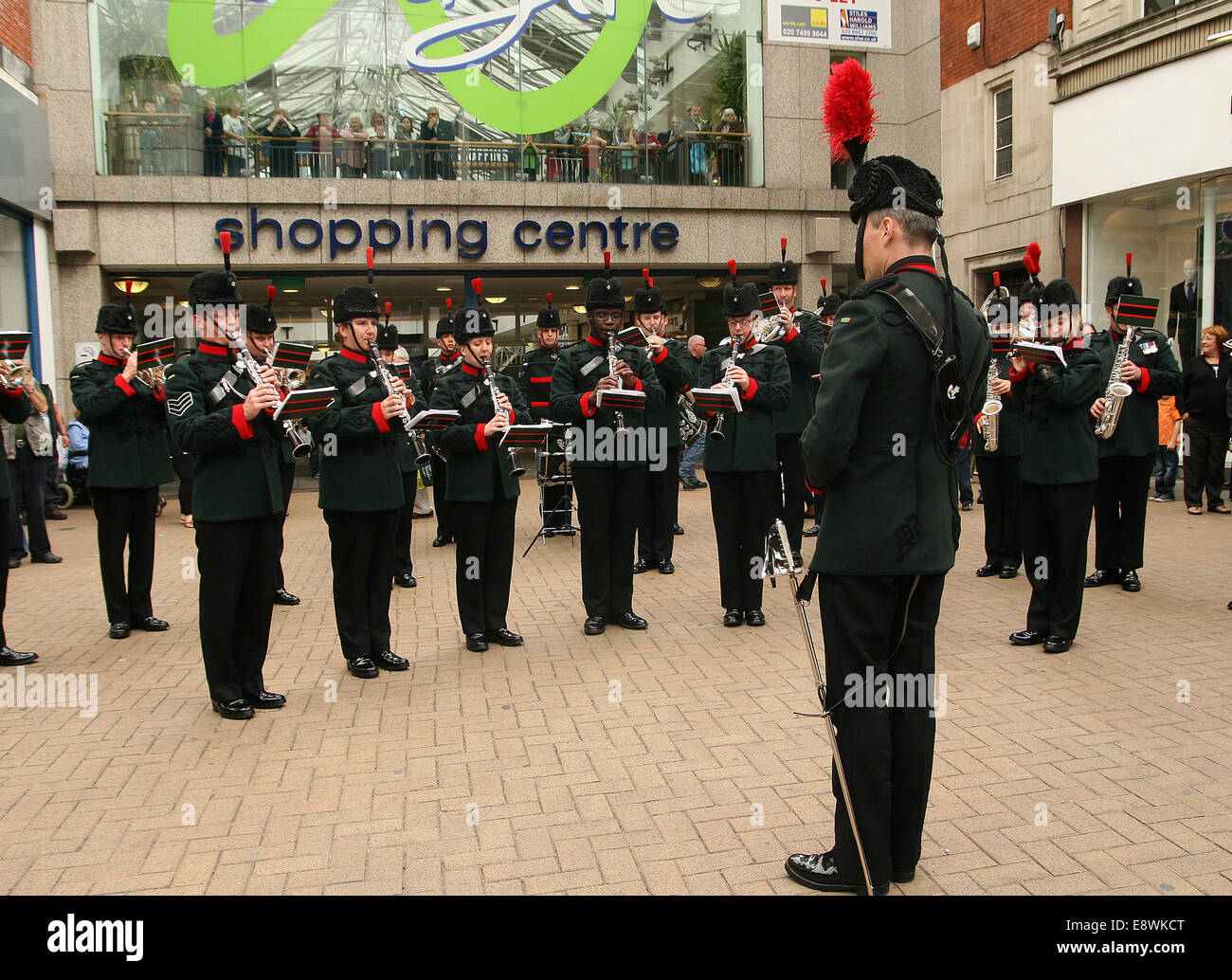 The 2nd Battallion of the Rifles march through the streets of Croydon ...
