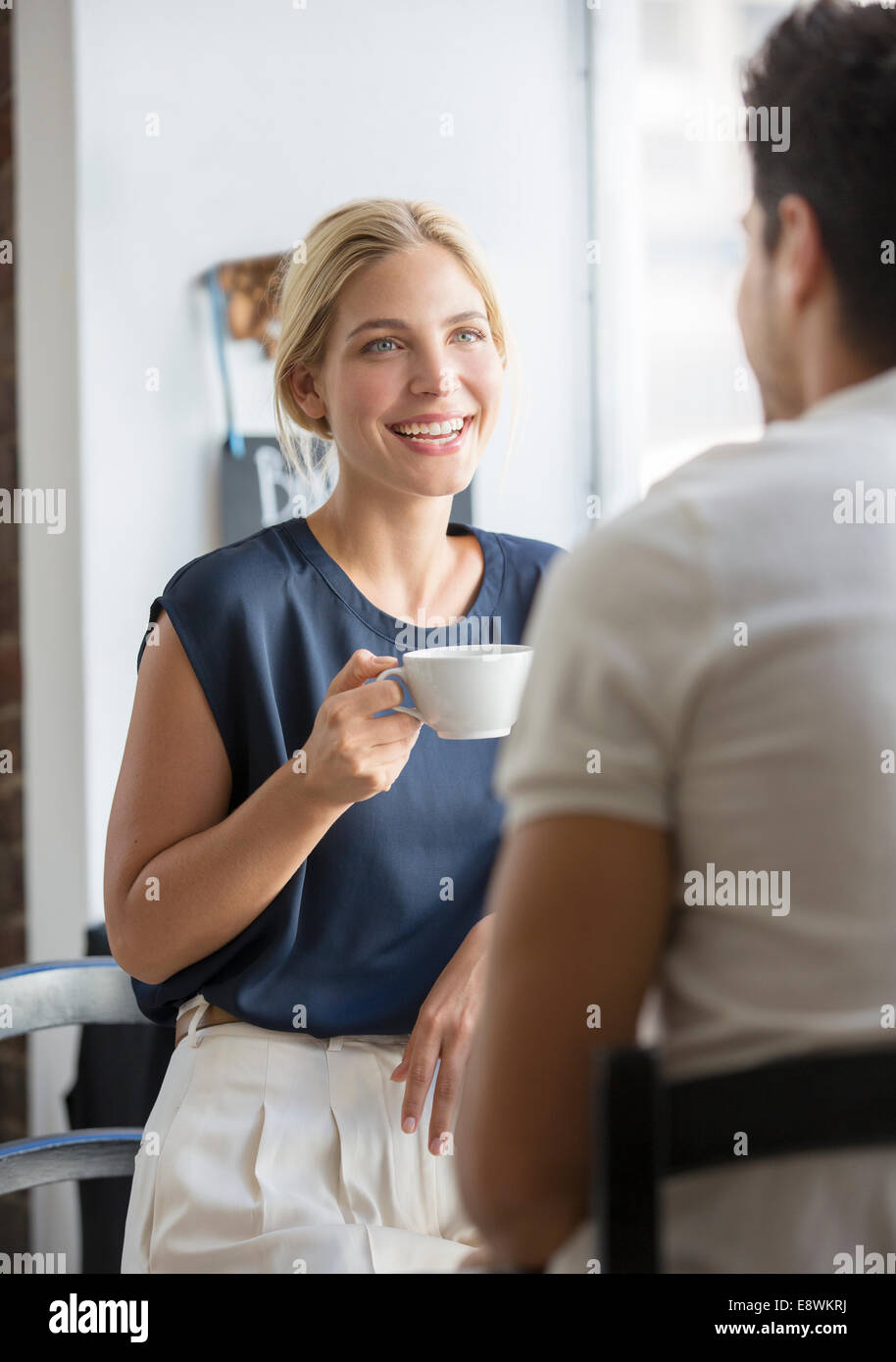 People Chatting Over Coffee Stock Photos & People Chatting Over Coffee ...