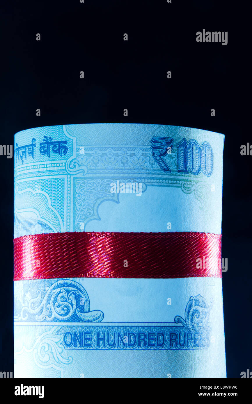 indian Currency Roll Stock Photo - Alamy