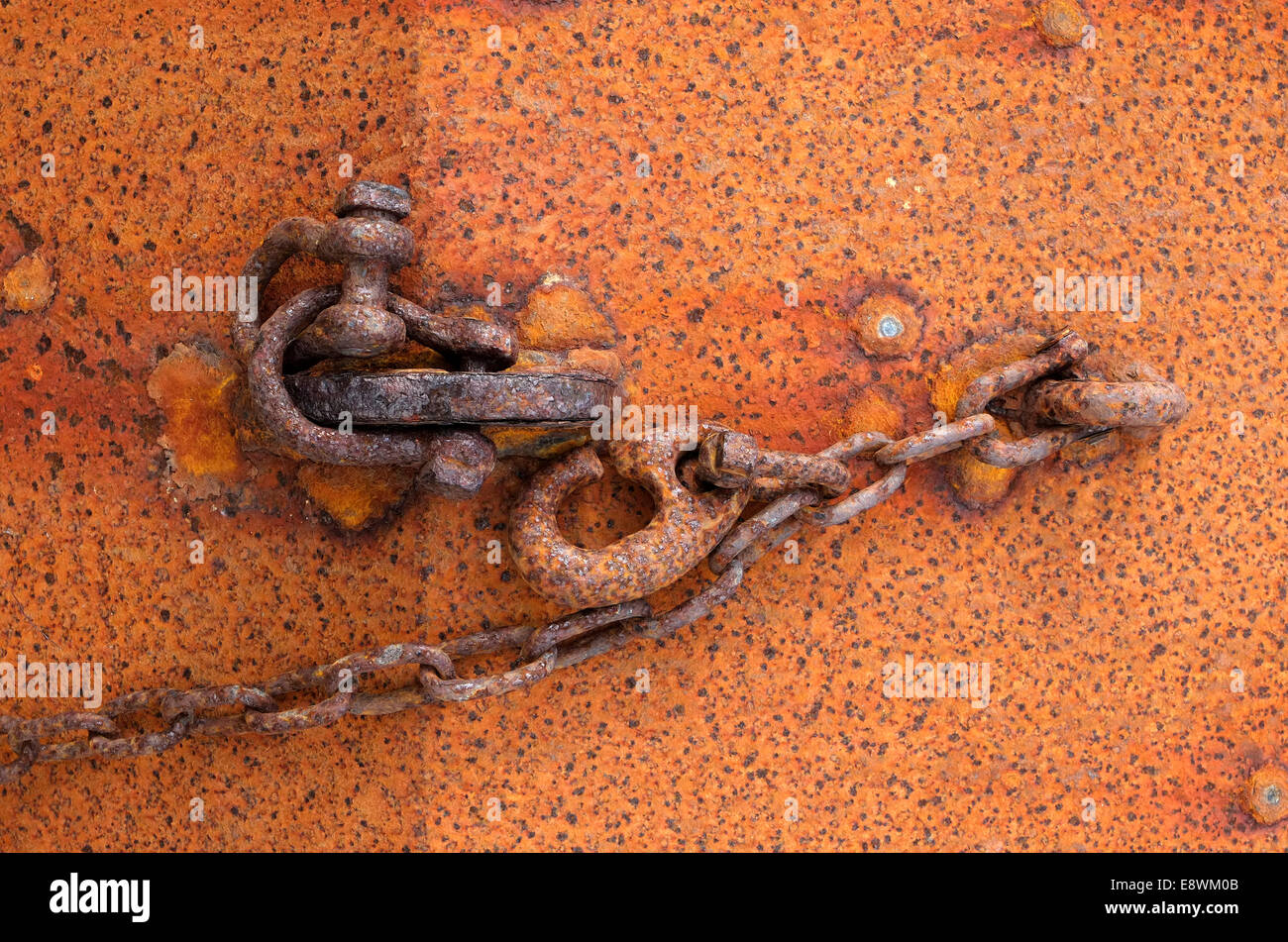 rusty metal weathered chain Stock Photo - Alamy