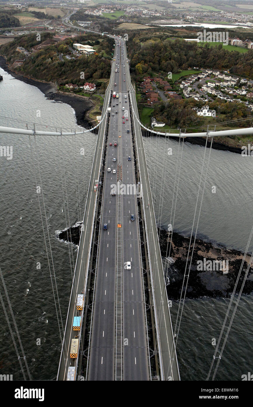 Aerial view of the forth bridge hi-res stock photography and images - Alamy
