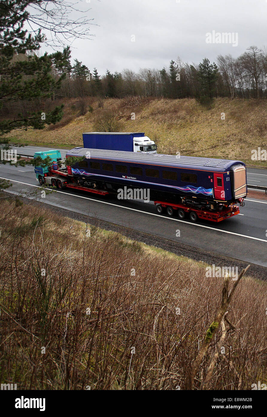 First great western train and carriage hi-res stock photography and ...