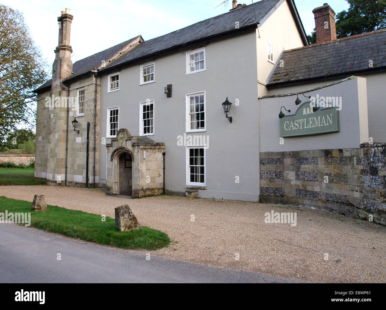 The Castleman Hotel and Restaurant, Chettle, Dorset, UK Stock Photo - Alamy