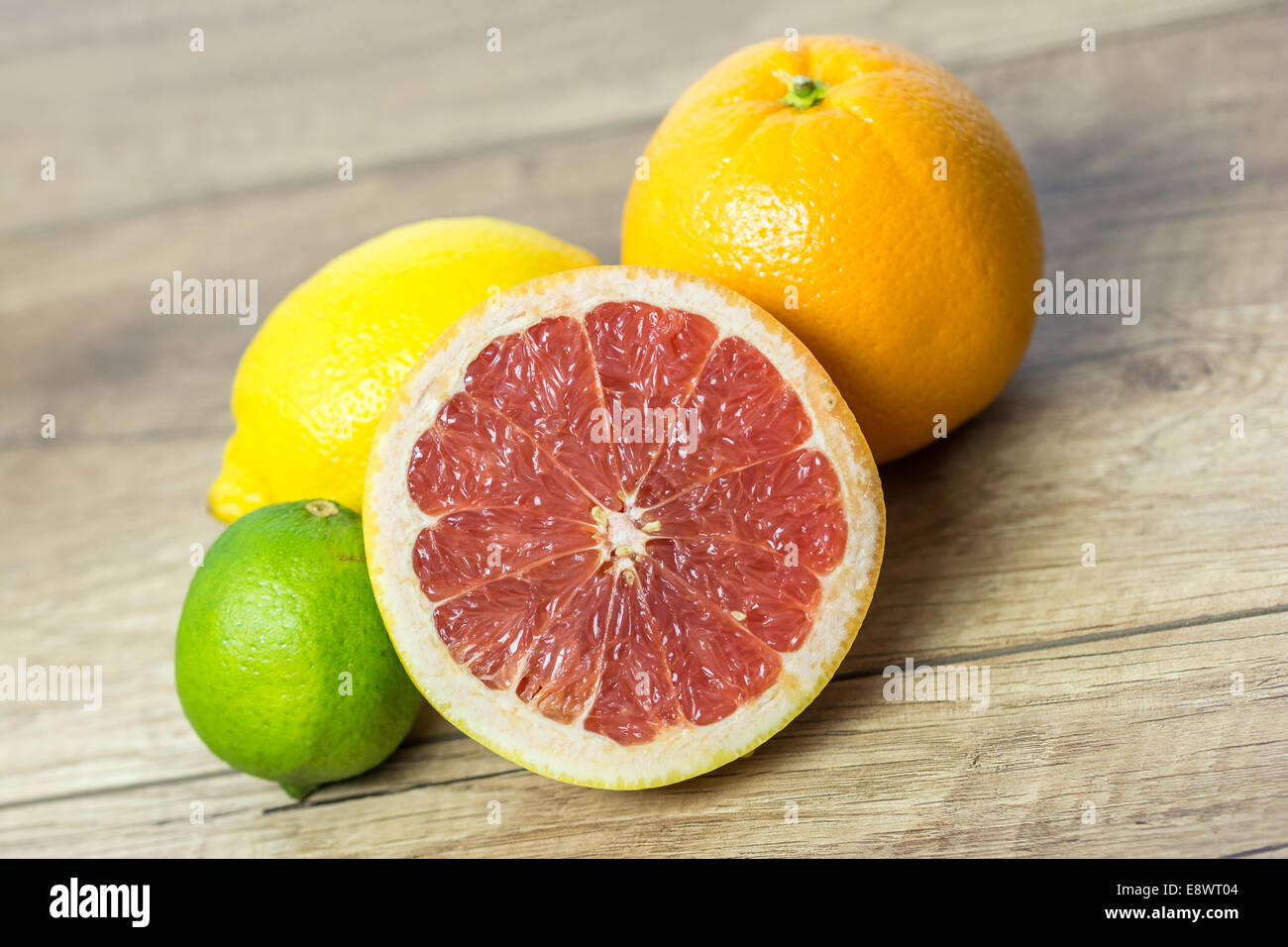 Bright orange citrus fruits cut hi-res stock photography and images - Alamy