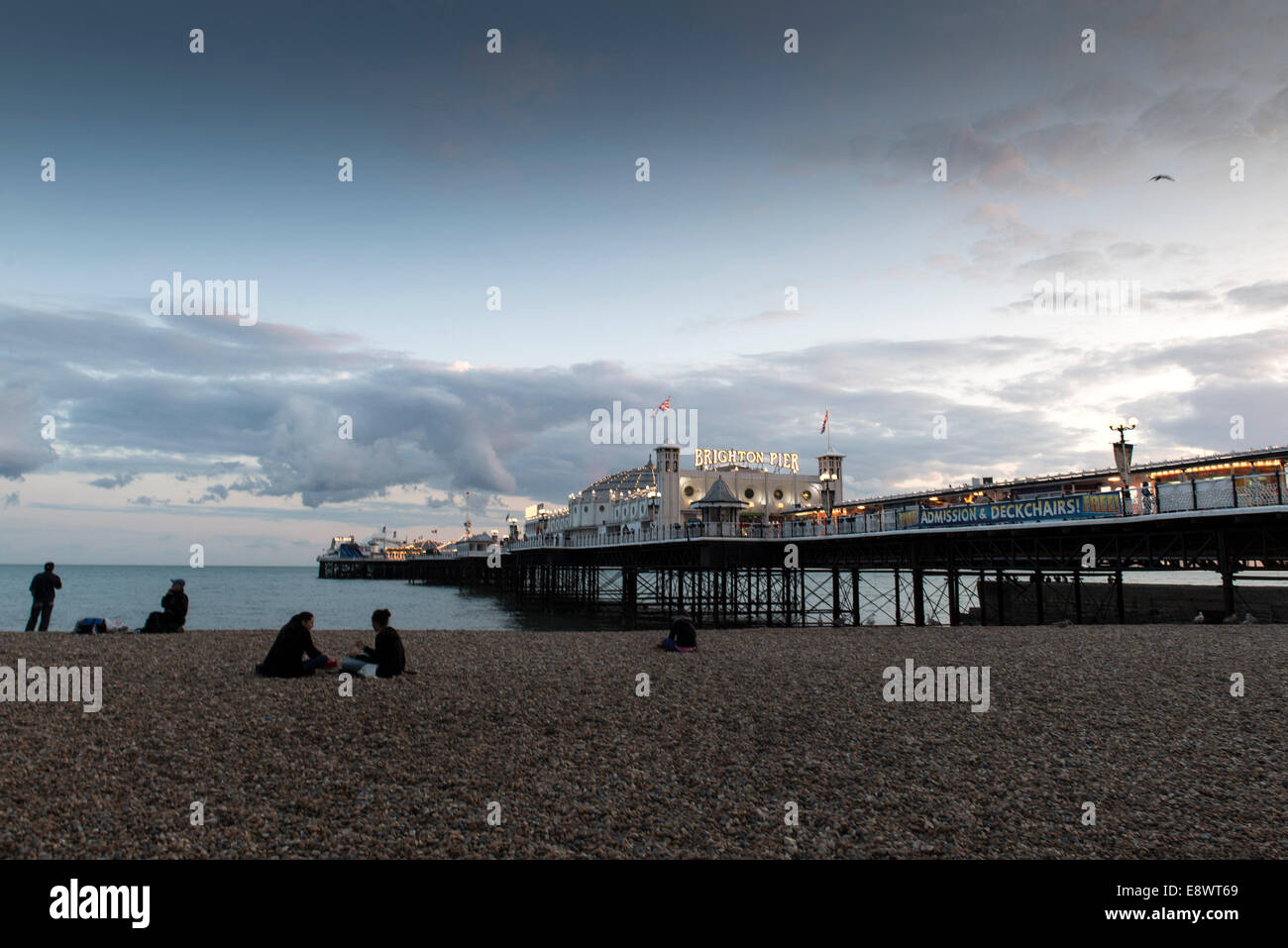 Hove beach brighton hi-res stock photography and images - Alamy