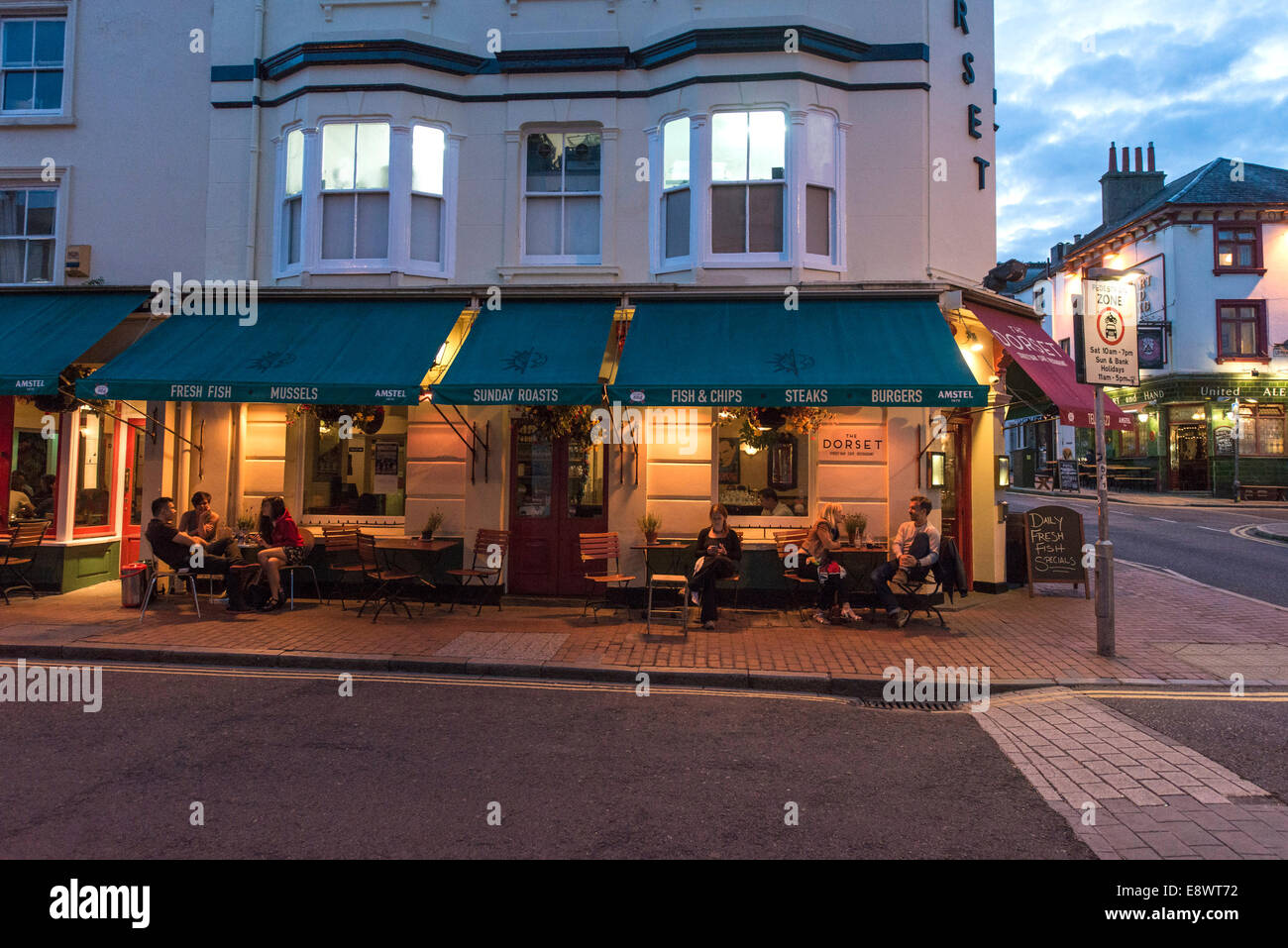 Sunsetting eye hi-res stock photography and images - Alamy