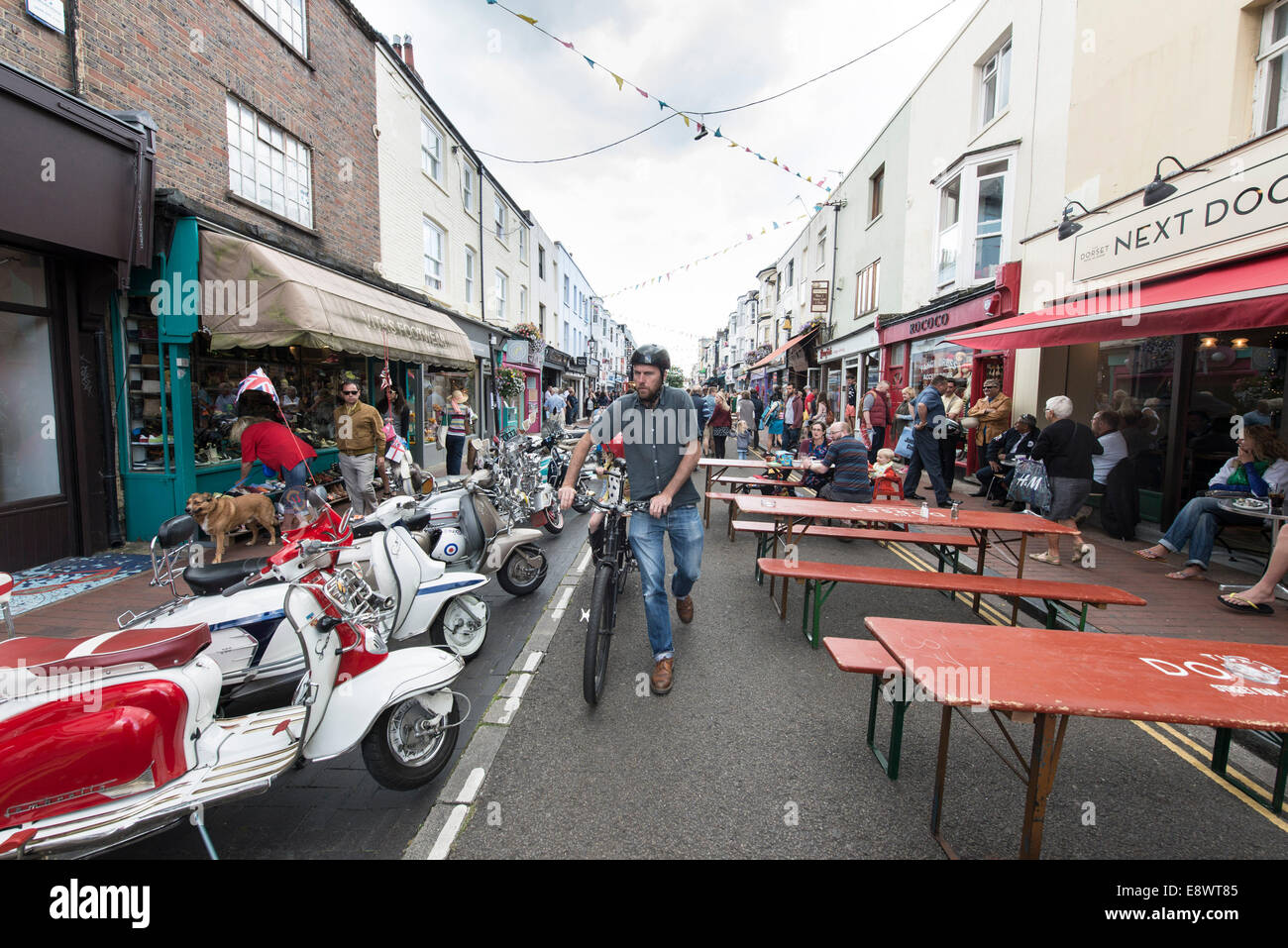 Travel / tourist images of Brighton and Hove, sussex, england, sea ...