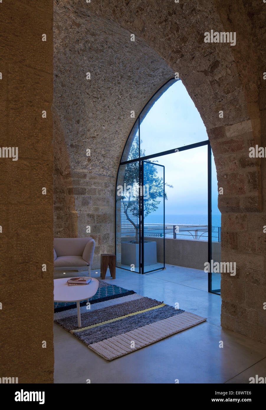 View through arched window hi-res stock photography and images - Alamy