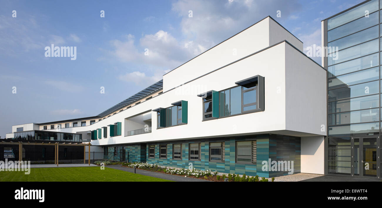 Finchley memorial hospital hi-res stock photography and images - Alamy