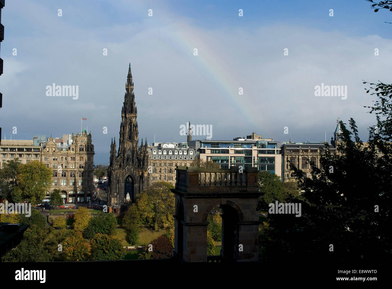 Sir Walter Scott Memorial, Edinburgh, Midlothian, Scotland Stock Photo ...