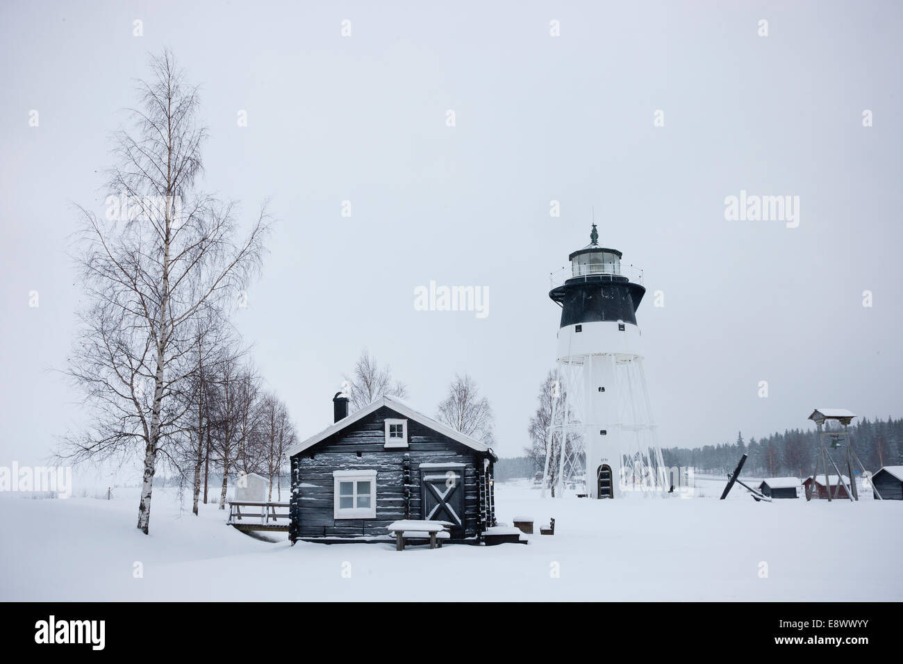 JAVRE, SWEDEN Lighthouse and cabin in winter Stock Photo - Alamy