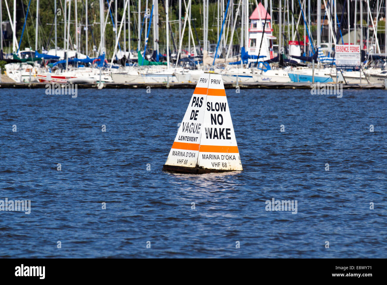 Boat warning sign hi-res stock photography and images - Alamy