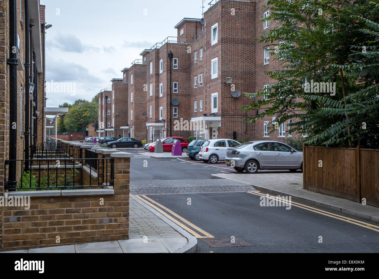 Estate flats hi-res stock photography and images - Alamy