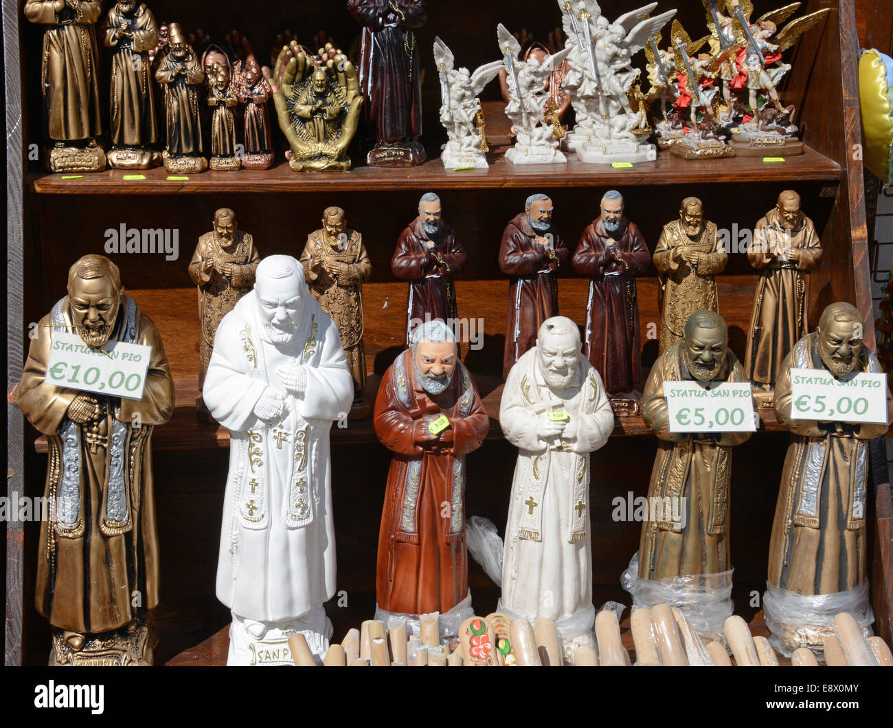 Stall of religious trinkets, Italy Stock Photo - Alamy