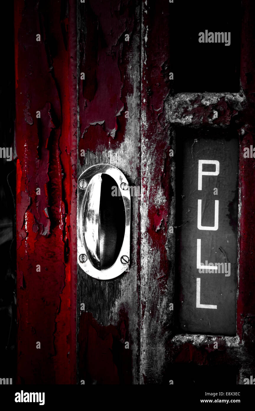 Pull box hi-res stock photography and images - Alamy