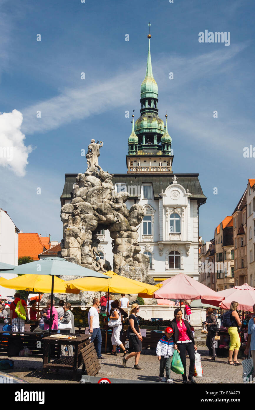 Cabbage market square hi-res stock photography and images - Alamy