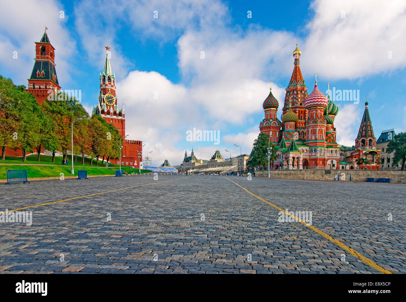 Moscow Kremlin, Red Square and Saint Basil Cathedral Stock Photo - Alamy