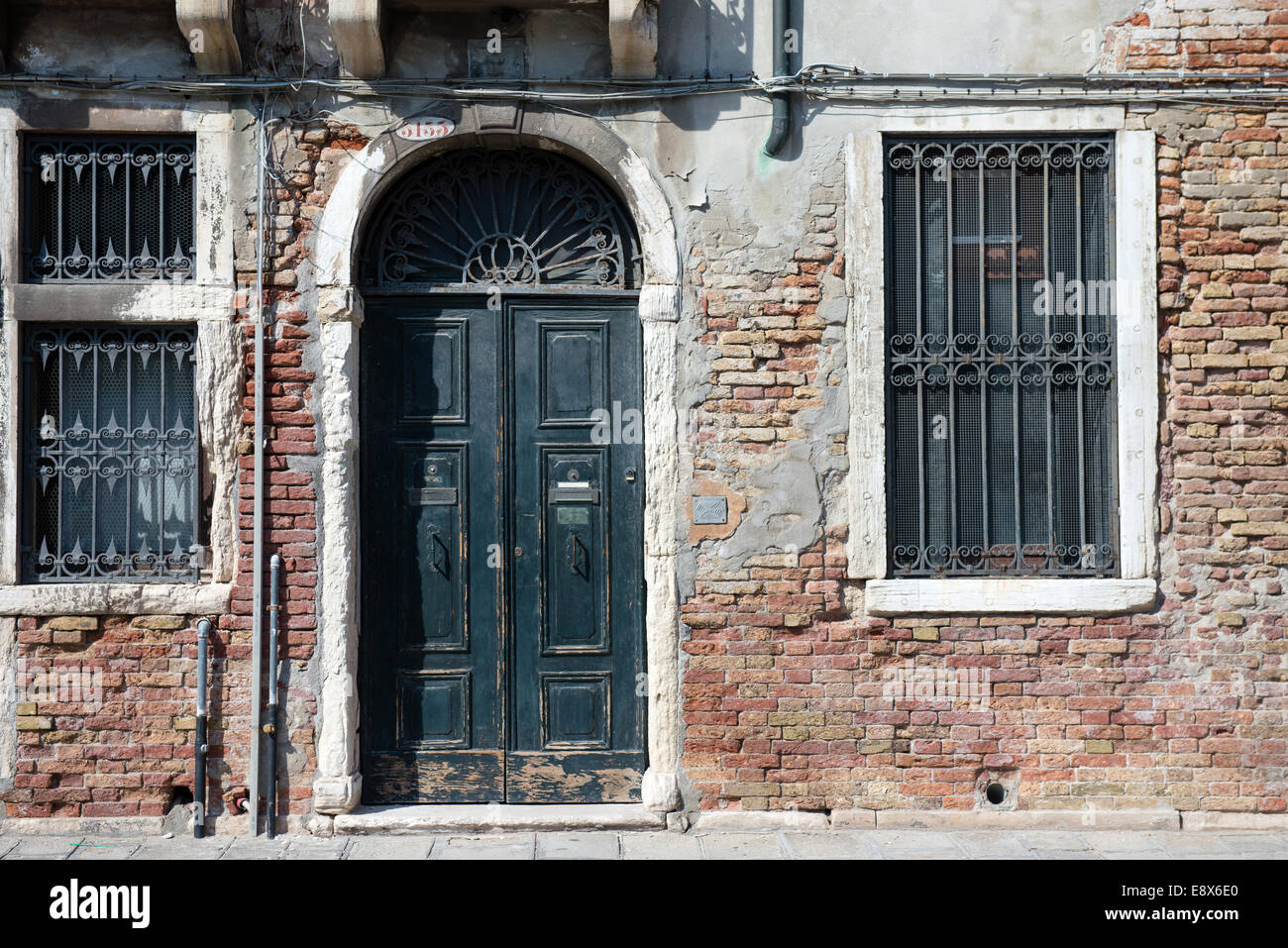 vintage door and windows of old house in Venice, Italy Stock Photo - Alamy